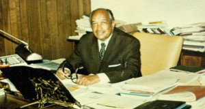 Herman Branson: Co-inventor of the alpha helix - Kentake Page